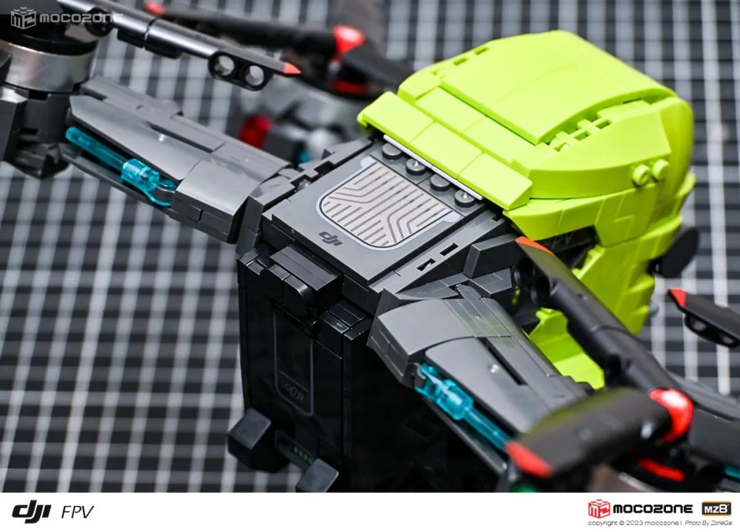 大疆全新积木套装，FPV穿越无人机到来 - 小鹏STEM